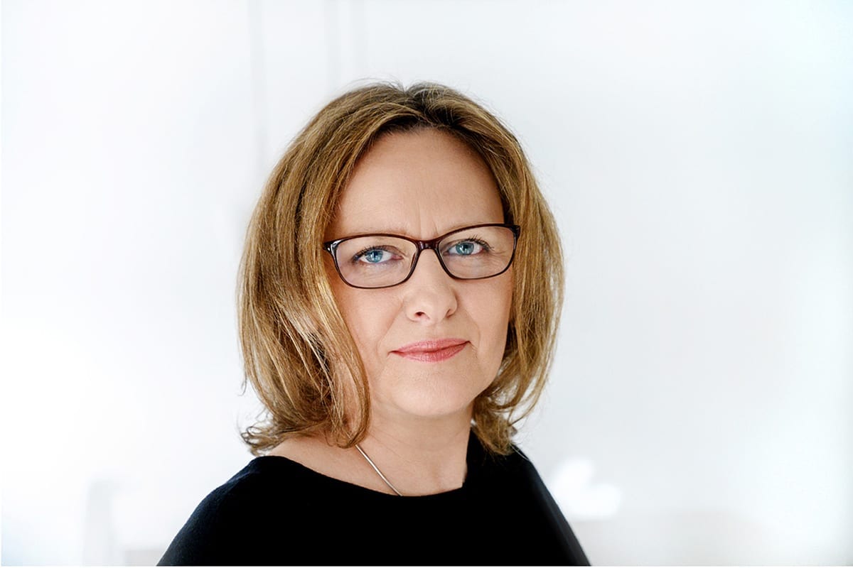 Nicole Jenneßen - Abstoß & Wolters GmbH & Co. KG